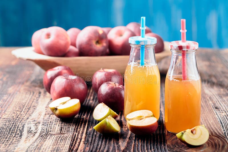 Fresh organic apple cider stock image. Image of juice - 132571805