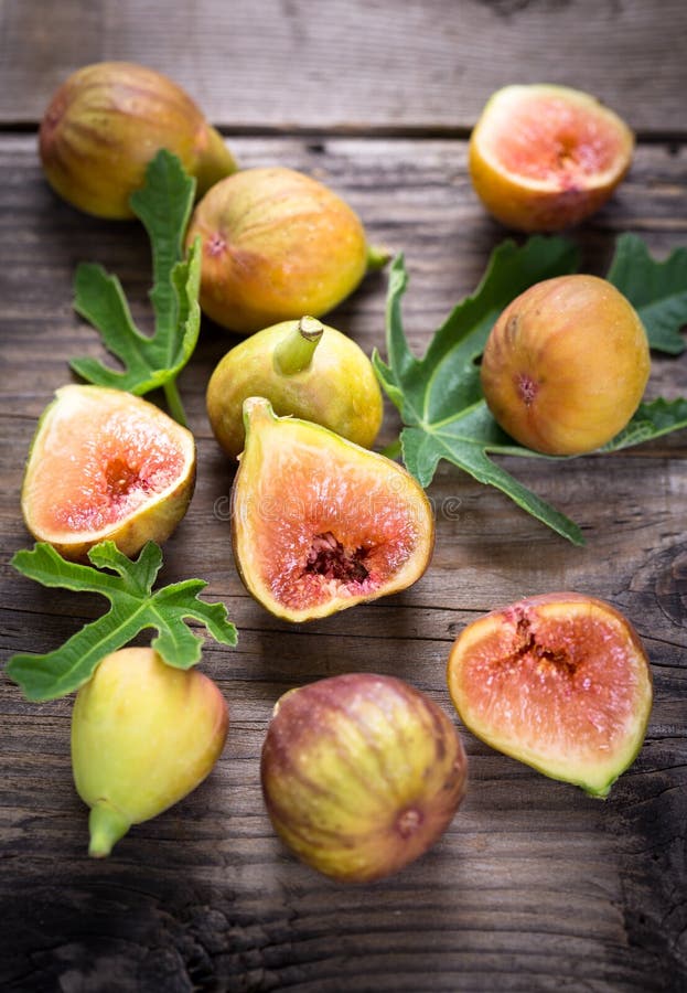 Fresh organic figs stock photo. Image of vegetarian - 102708342