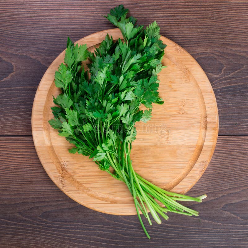 Fresh Parsley on Cutting Board. Stock Image - Image of botanical ...