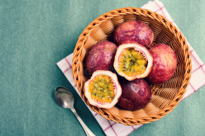 Fresh Passion Fruit in a Basket Stock Image - Image of exotic, juicy ...