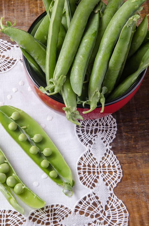 Fresh pea pods stock photo. Image of green, bodegon, grain - 51878396
