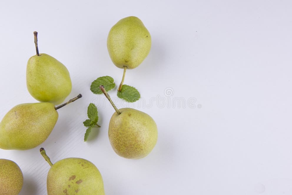 Fresh Pears with Mint Leaves Stock Image - Image of table, fresh: 100312593