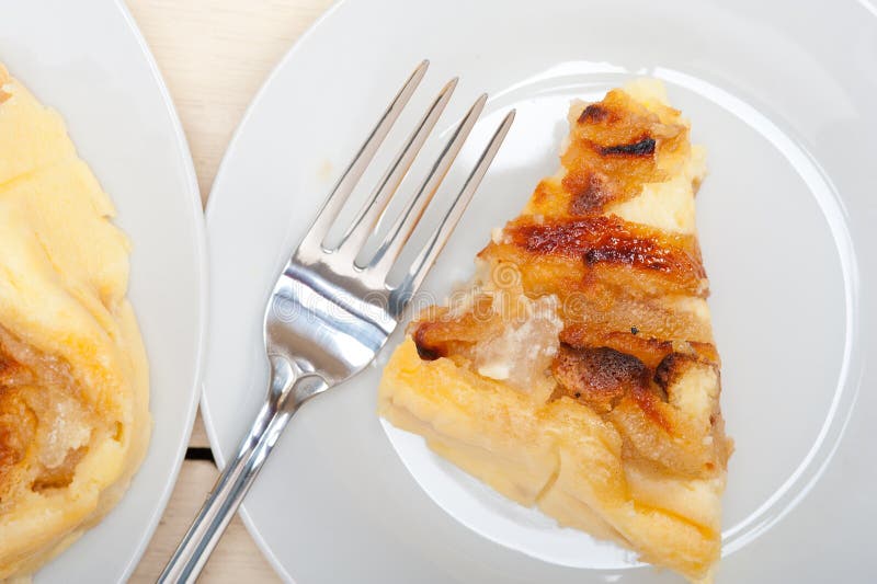 Fresh pears pie stock photo. Image of caramelized, cooking - 48390916