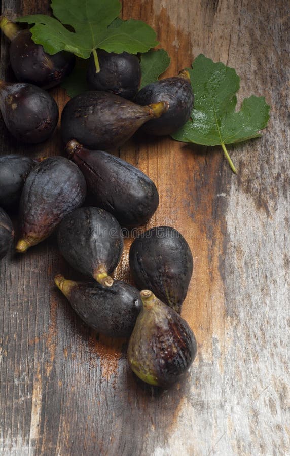 Fresh Picked Figs on a Wooden Table Stock Photo - Image of exotic ...