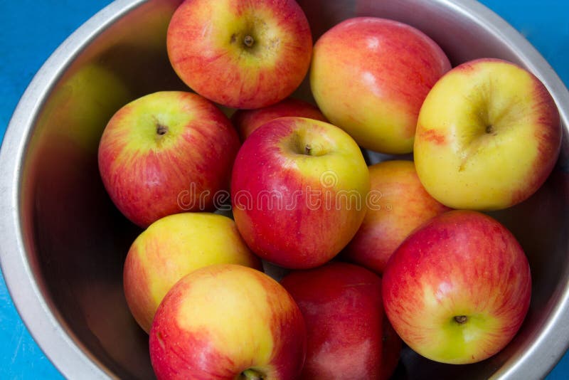 Fresh pile of apples stock image. Image of color, nutrition - 74128293
