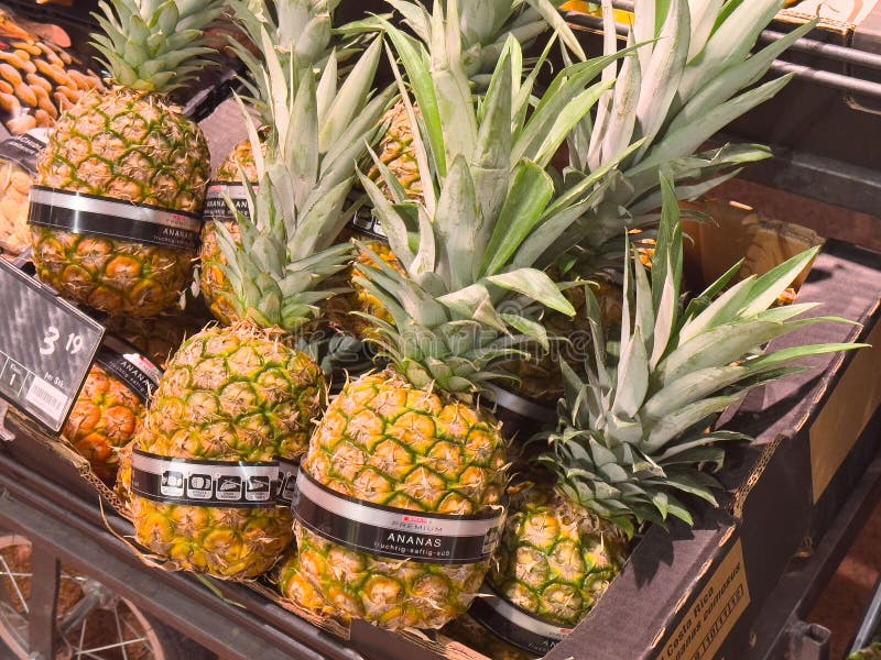 Fresh Pineapples Display Grocery Store Fruit Section Stock Photos ...