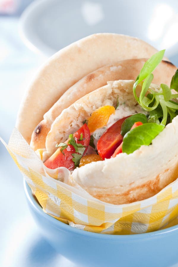 Fresh pita with tuna stock image. Image of tomato, meal - 11927541