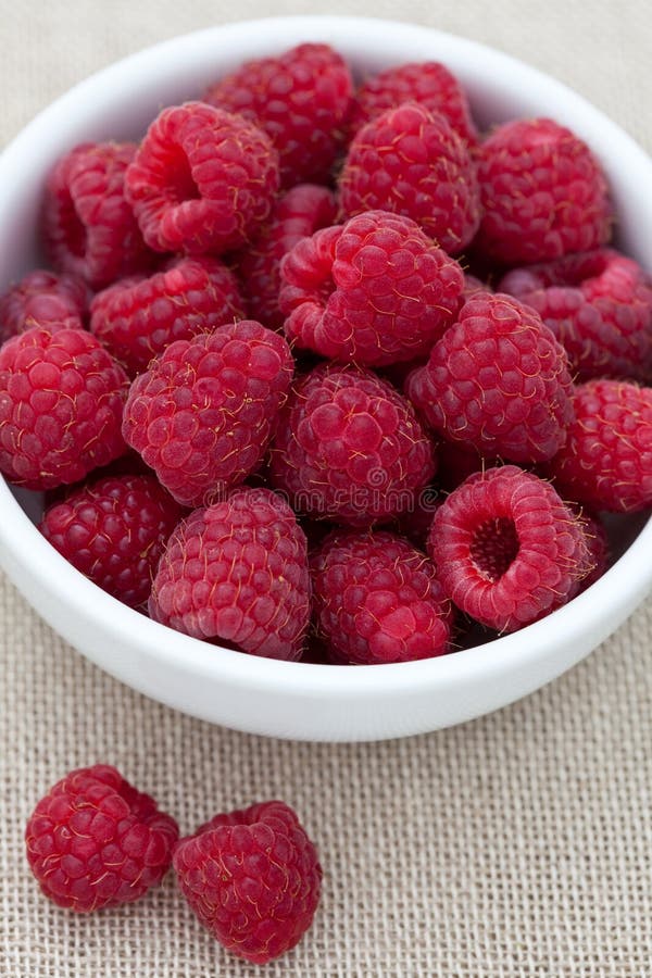 Fresh raspberries stock image. Image of color, cloth - 11843257