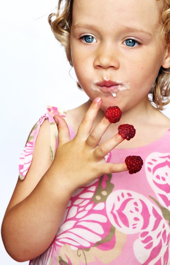 Fresh raspberries stock image. Image of hair, thumb, bunches - 12449723