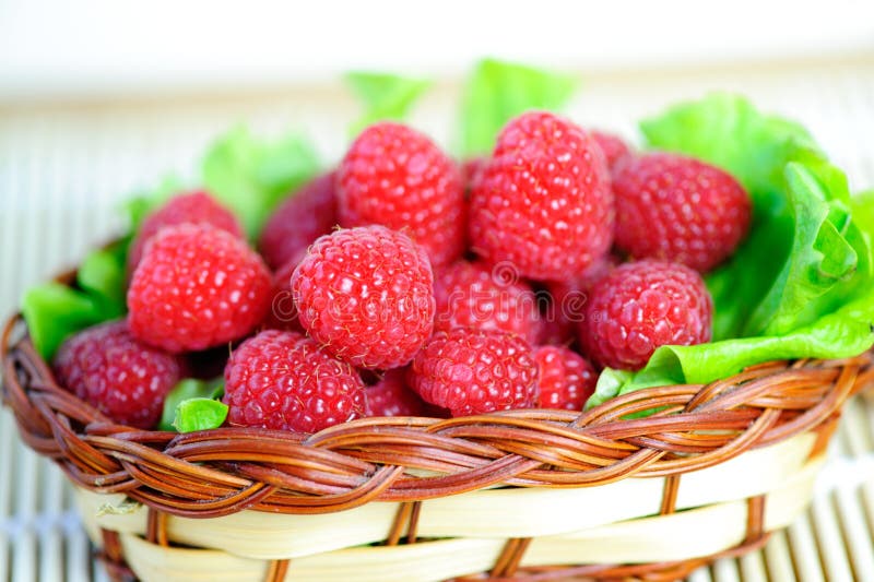 Fresh raspberry stock image. Image of nutrition, holidays - 40318705