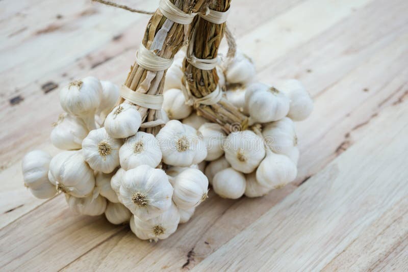 Fresh Raw Garlic Bundle, Copy Space, Kitchen Raw Ingredient Concept ...