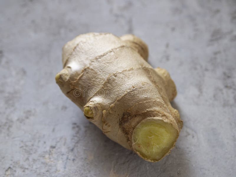 Fresh raw ginger root stock photo. Image of cooking - 223070666
