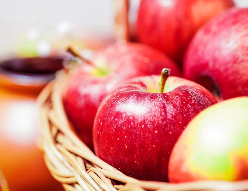 Fresh red apples stock image. Image of diet, food, organic - 28576281