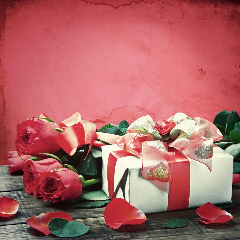 Fresh Red Roses and Gift Box Stock Photo - Image of fourteen, floral ...