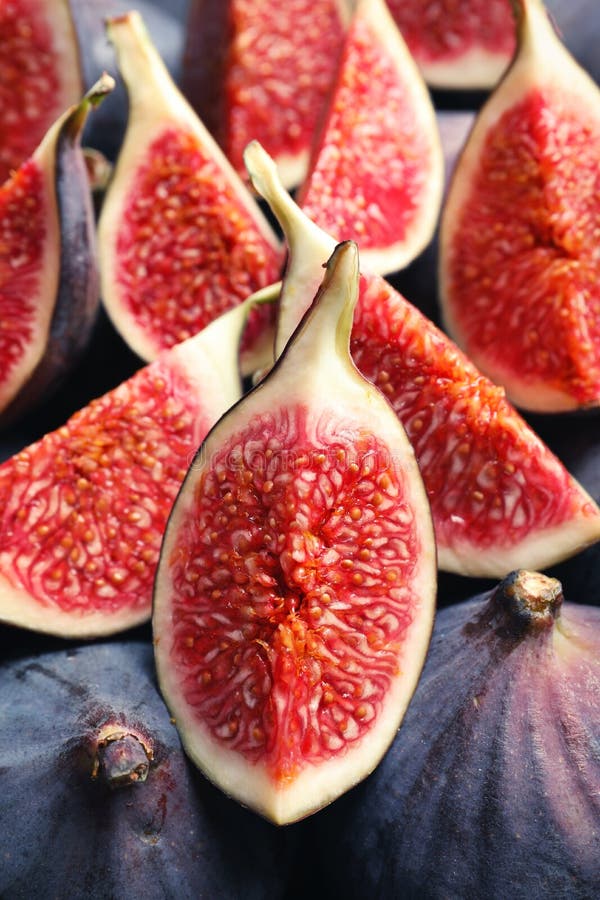 Fresh Ripe Fig Slices, Closeup Stock Photo - Image of piece, fruit ...