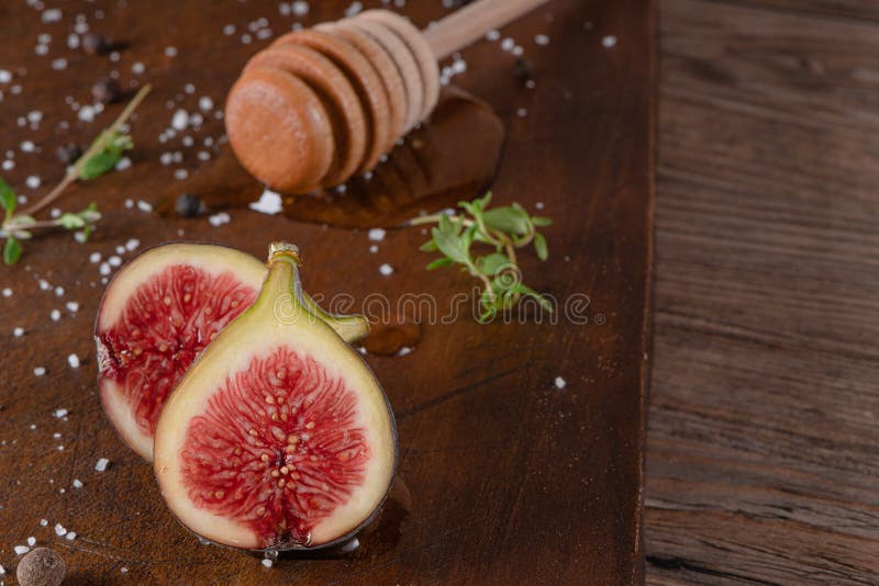 Fresh Ripe Figs on Dark Table. Healthy Mediterranean Fig Fruit Stock ...