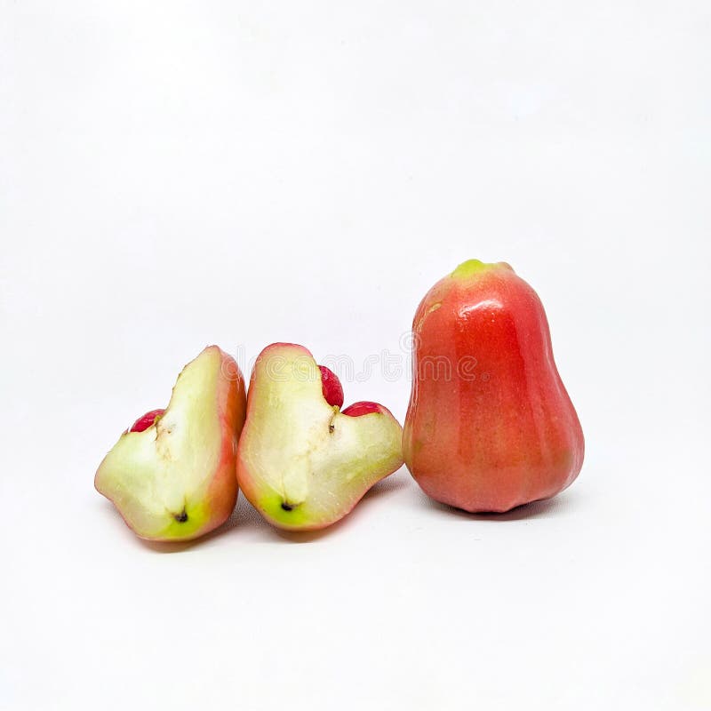 Fresh Rose Apple or Syzygium Samarangense Isolated on White Background ...