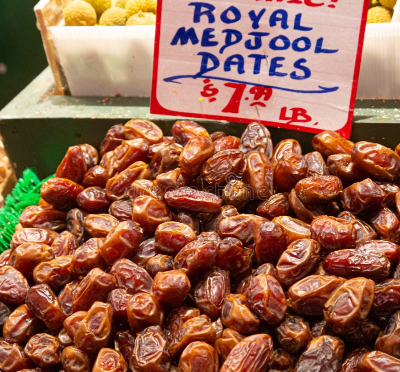 Dates in Market stock image. Image of ripe, date, vegetarian - 153227009