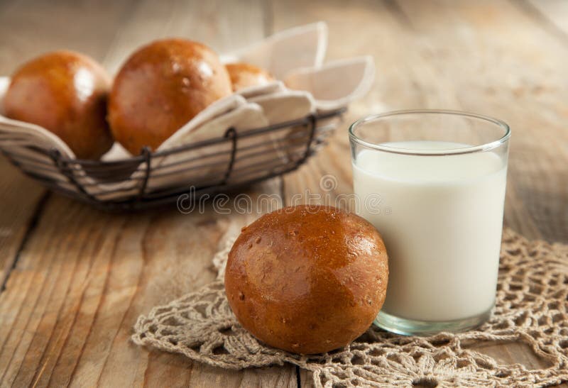Fresh Rye Buns and Glass of Milk Stock Photo - Image of crispy, grain ...