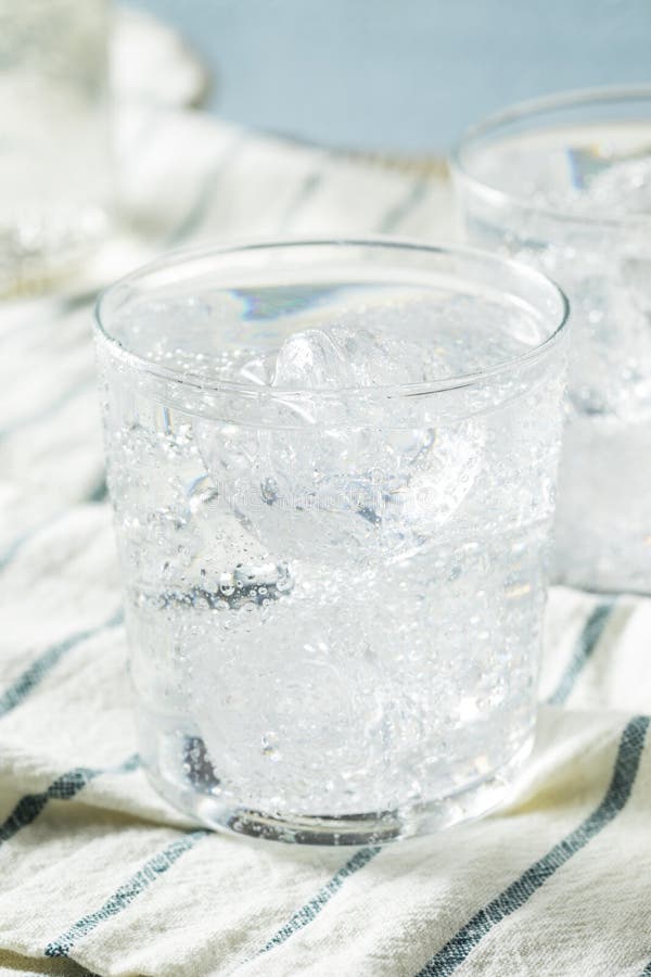 Fresh Spring Sparkling Water Stock Image - Image of mineral, splash ...