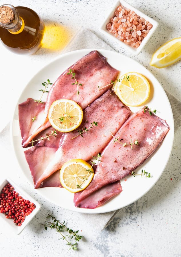 Fresh Squids Octopus or Cuttlefish for Cooked Food. Fresh Raw ...