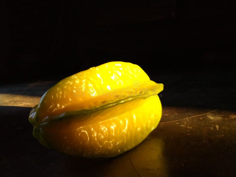 Star Fruit Object on a Black Background with the Addition of a Glimmer ...