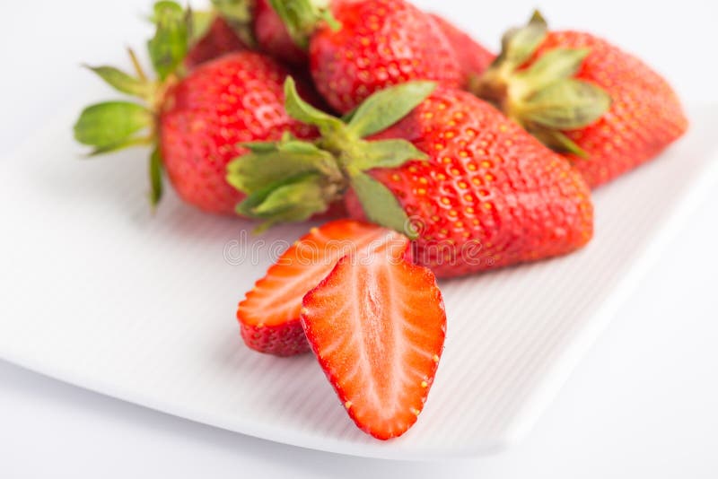 Fresh Strawberries in Plate Stock Image - Image of healthy, leaf: 81019519