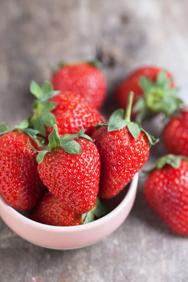 Fresh Strawberry in Small Bowl Stock Image - Image of green, leaves ...