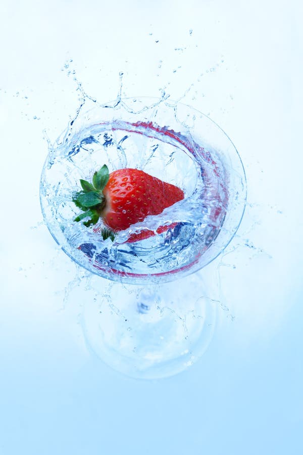 Fresh Strawberry Splash in Glass Stock Photo - Image of flow, cocktail ...