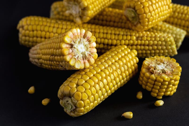 Fresh sweet corn on cobs stock image. Image of farm, plant - 74805799