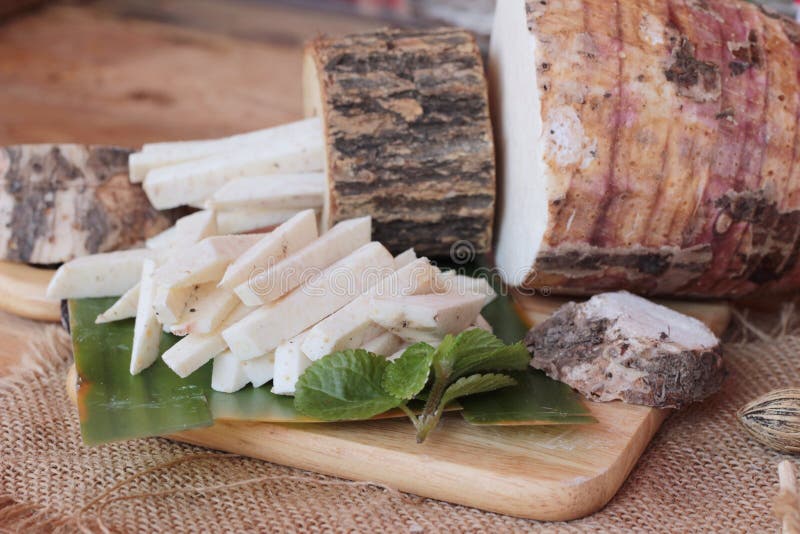 Fresh Taro and Taro Sliced for Cooking. Stock Photo - Image of brown ...