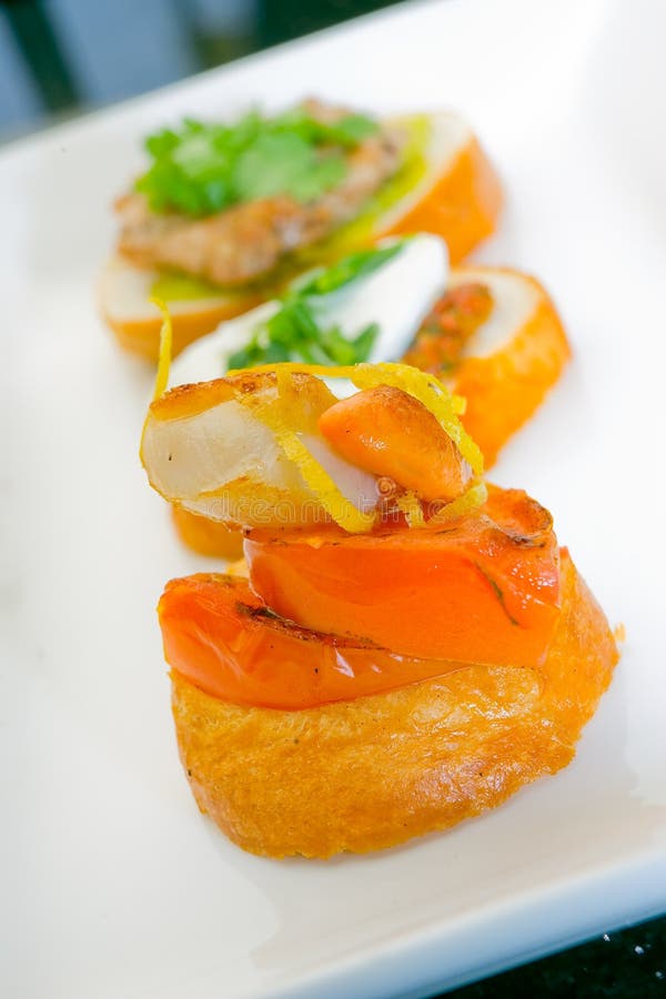 Fresh Tasmanian Scallop on Toast Stock Image - Image of seafood, rind ...