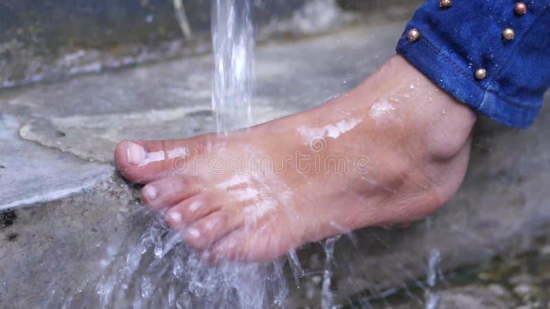 Fresh Water Pouring Child S Feet Stock Footage - Video of sink, leaking ...