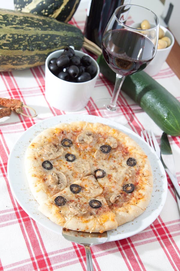 Freshly cooked Pizza stock photo. Image of cooking, green - 21959732