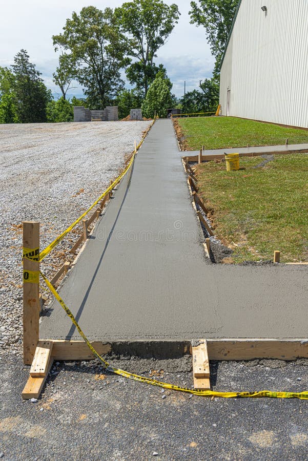 Freshly Poured Concrete Pad Stock Image - Image of fresh, forms: 2413017
