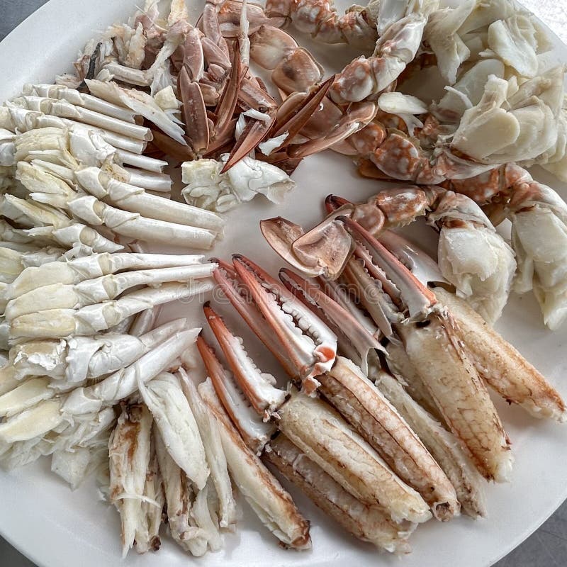 Freshly Steamed Crab Legs and Claws Stock Image - Image of food, fresh ...