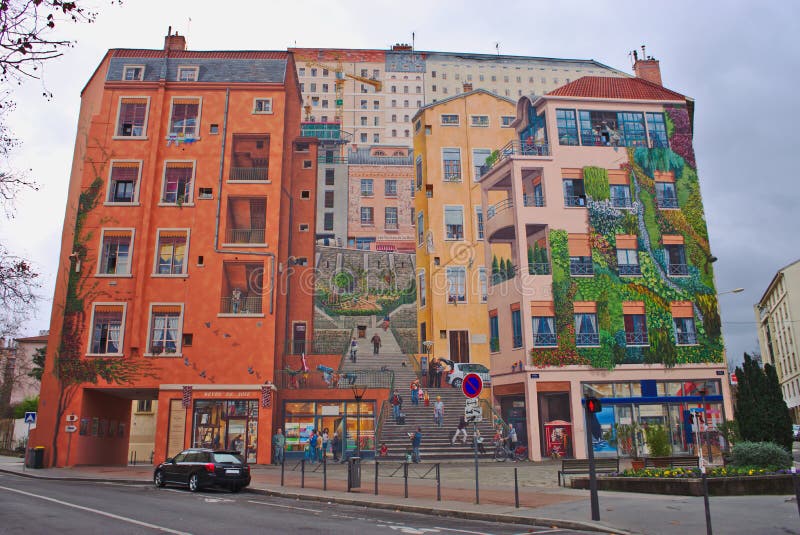 Fresque Des Canuts à Lyon, Dans Le Quartier De La Croix-Rousse Image ...