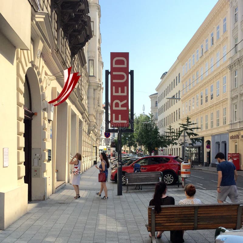 Freud editorial photo. Image of freud, vienna, entrance - 76530566