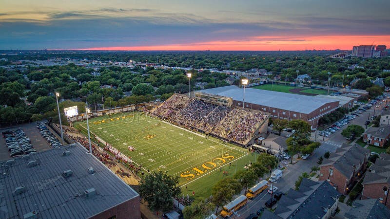Friday Night Football editorial stock photo. Image of night - 83376818