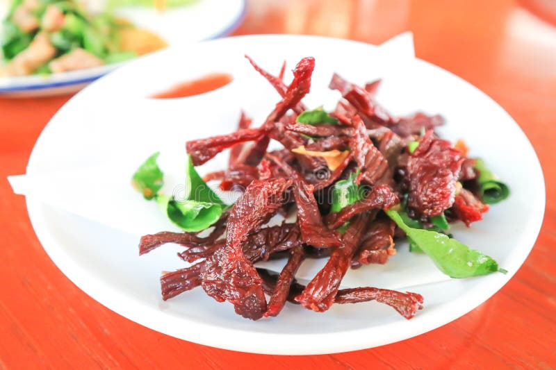Fried Beef or Deep Fried Beef Stock Image - Image of garlic, food ...
