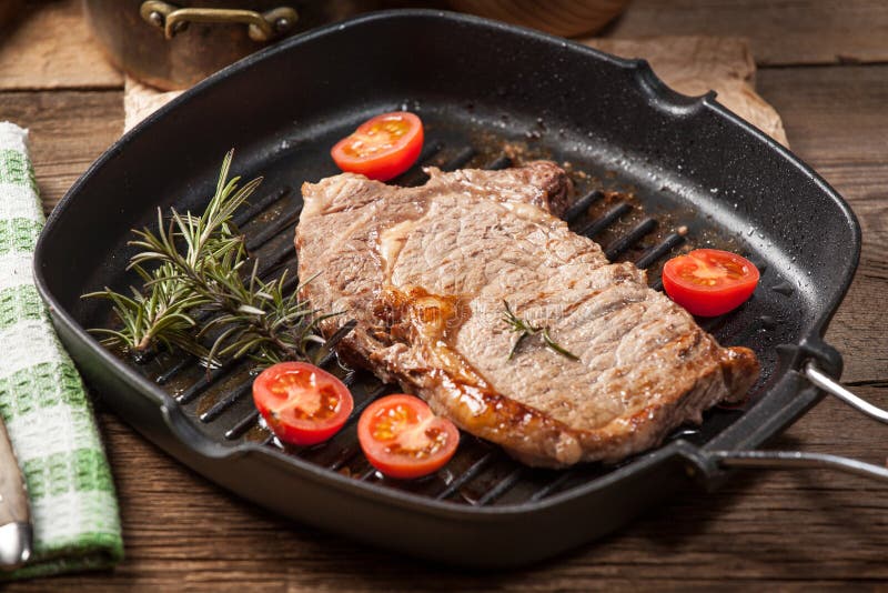 Fried beef steak. stock image. Image of beefsteak, sirloin - 51122929