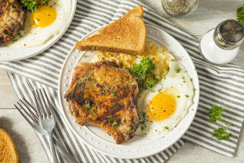 Fried Breakfast Pork Chops Hecho En Casa Imagen de archivo - Imagen de ...