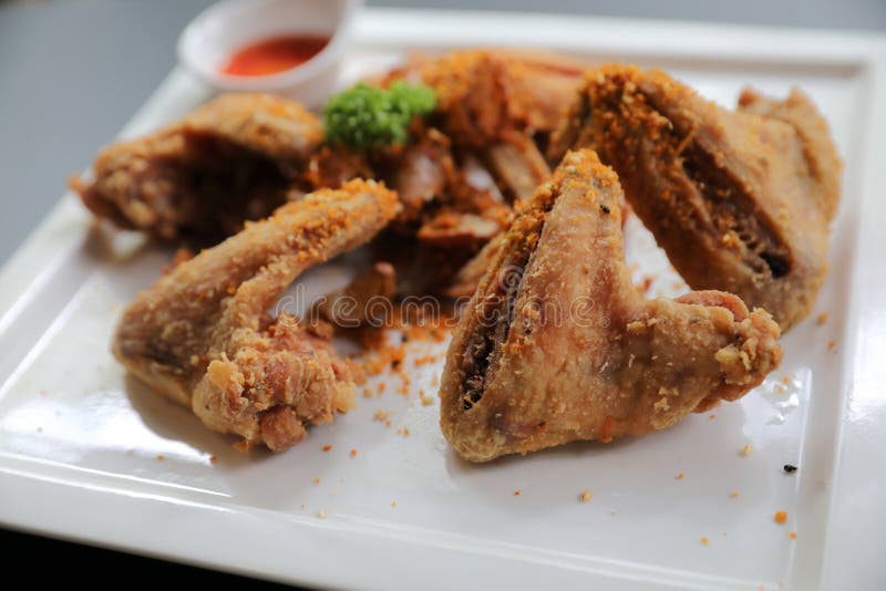 Fried Chicken Appetizer foto de archivo. Imagen de alimento - 135482308