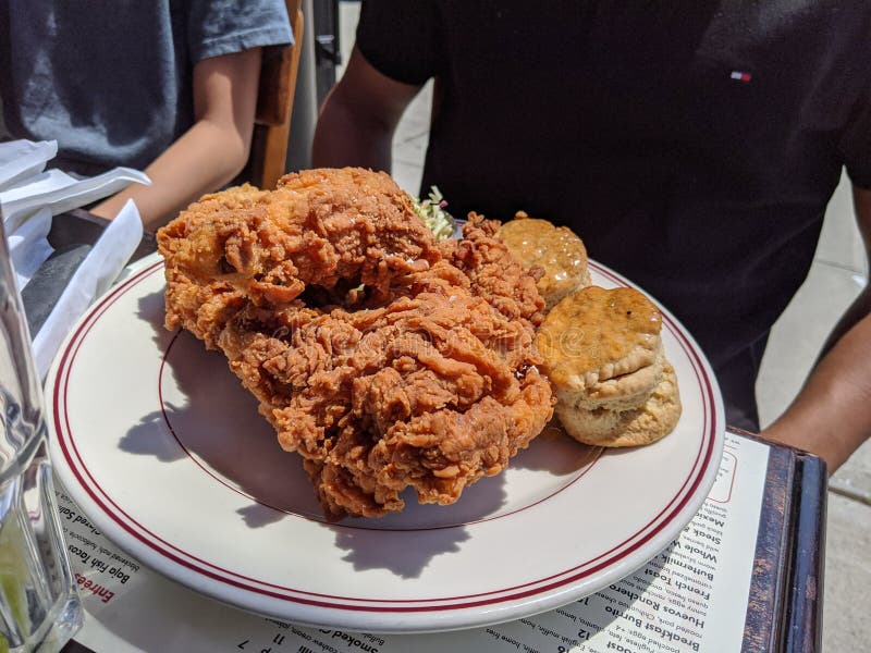 Fried chicken bread lunch stock image. Image of cuisine - 218377935