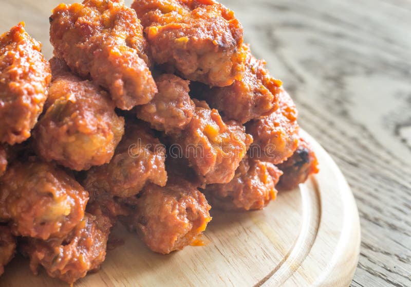 Fried Chicken Wings on the Wooden Board Stock Photo - Image of lunch ...