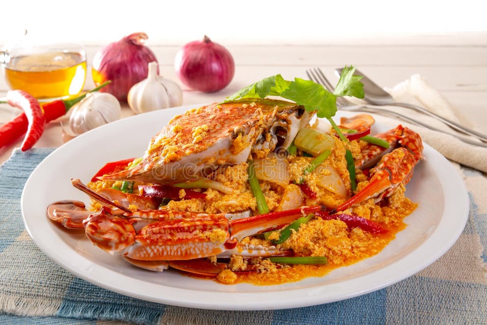 Fried crab curry powder stock photo. Image of dinner - 244333888