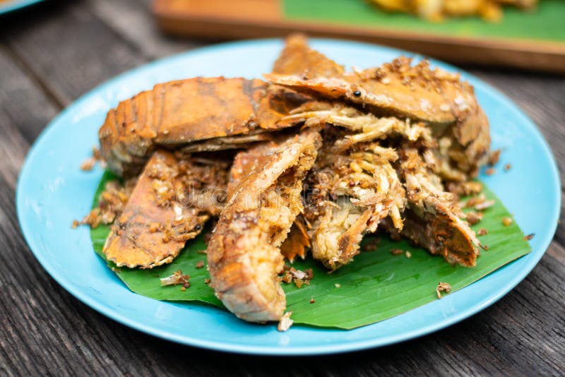 Fried Crayfish with Garlic stock image. Image of prawn - 216332305