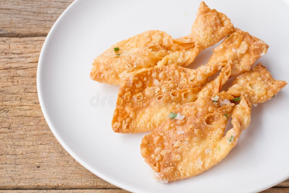 Fried Crispy Roti Make Fish Shape Stock Photo - Image of roti, meal ...