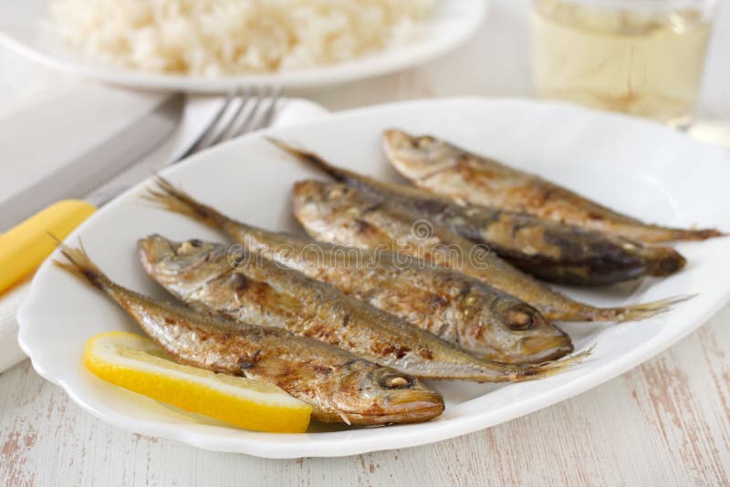 Fried Fish with Boiled Rice Stock Image - Image of diet, knife: 23117649