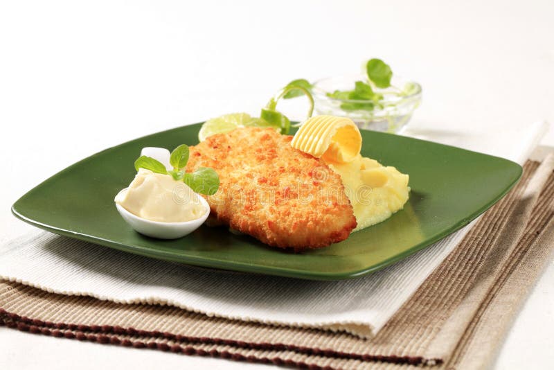 Fried Fish with Mashed Potato Stock Image - Image of sauce, fried: 94159953
